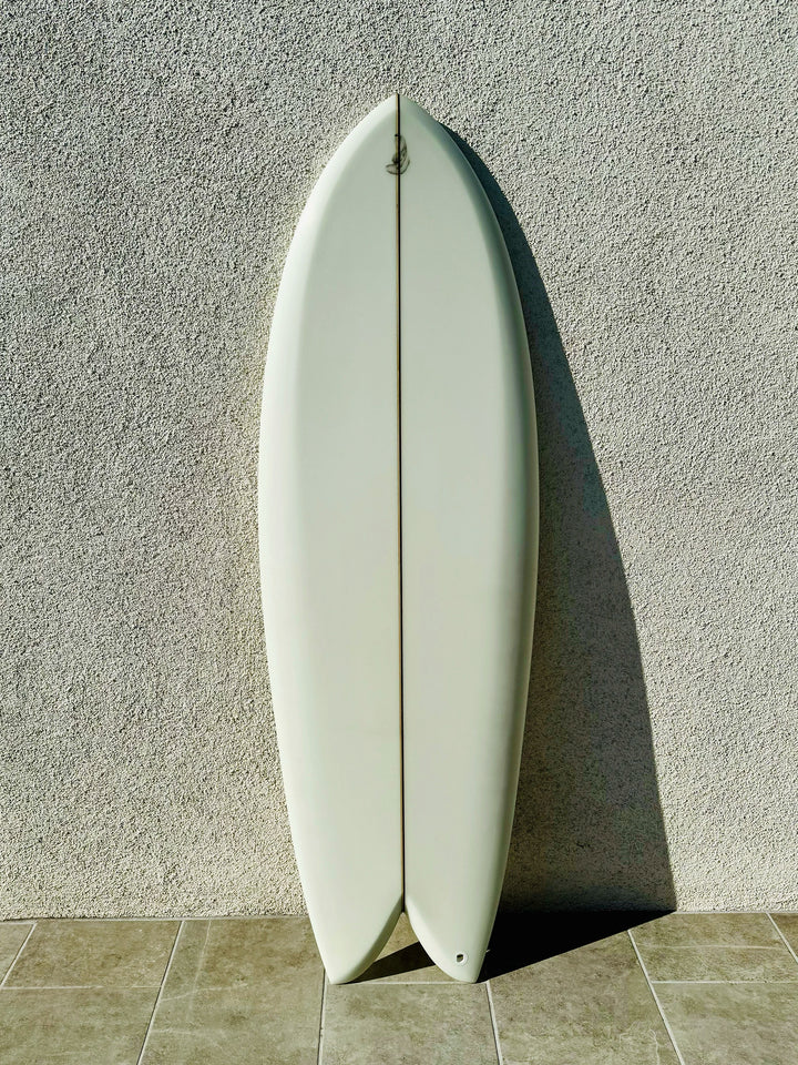 Kookapinto Shapes | 6'8" Thin Twin Clear Fish Surfboard