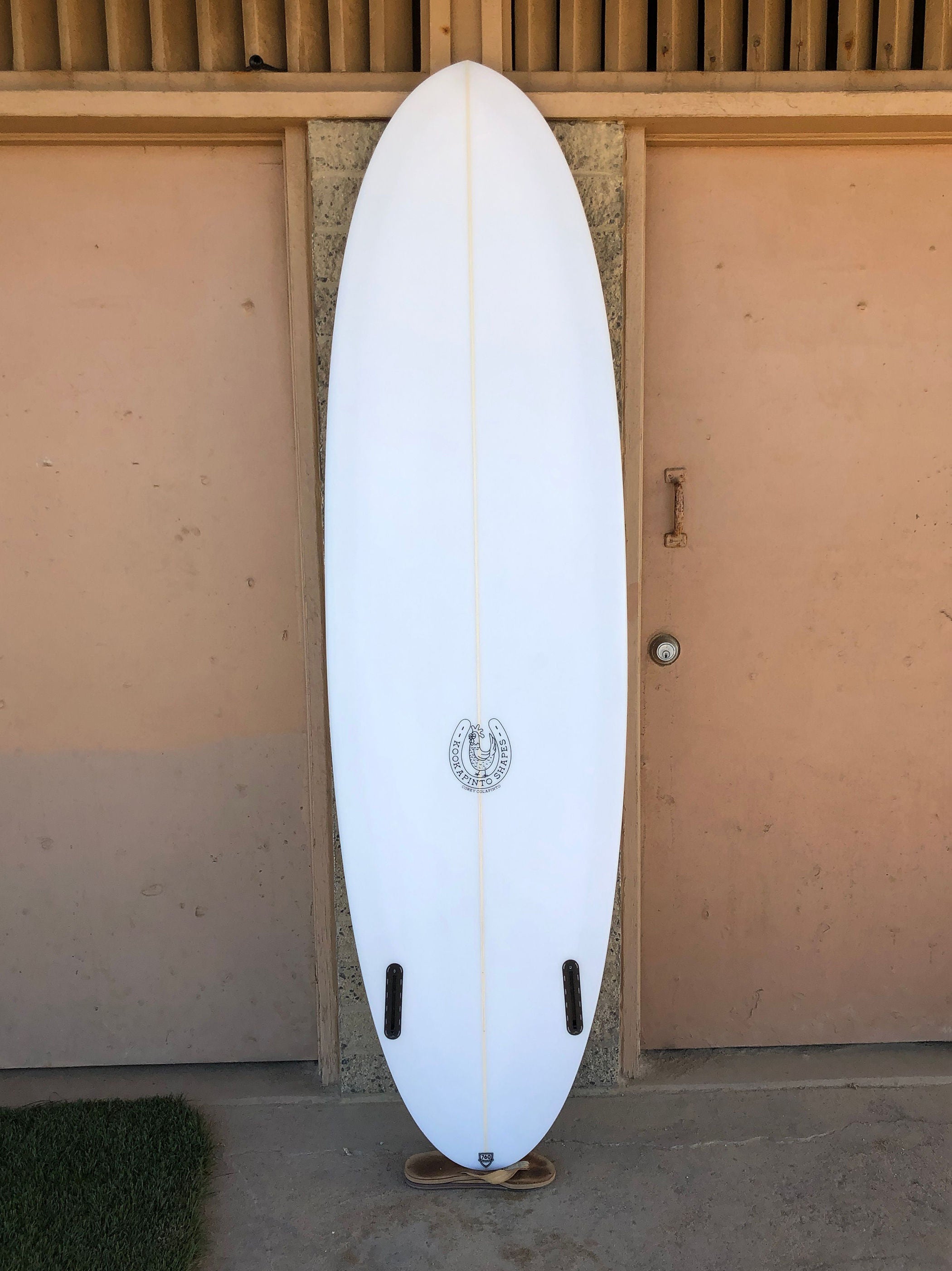 Kookapinto Shapes | 7'0" Thin Twin Clear Surfboard - SurfBored